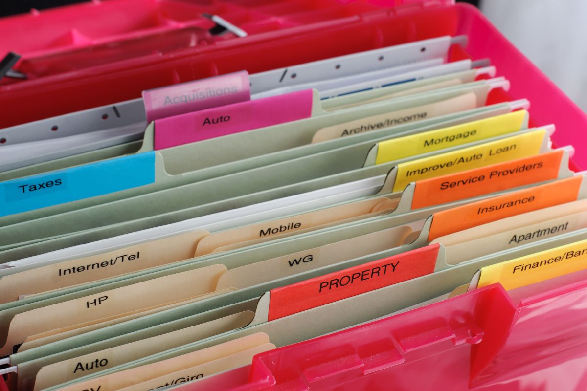 Essa é a melhor forma para organizar documentos em casa - Brasil123